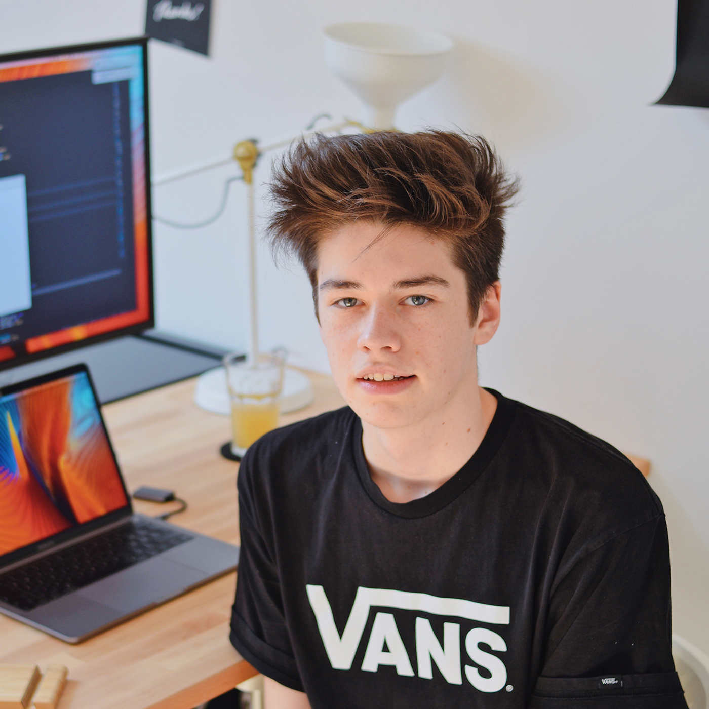 066 - Linus Rogge - Mit 15 die eigene Firma gründen und an Startups mitwirken - Startup Fever